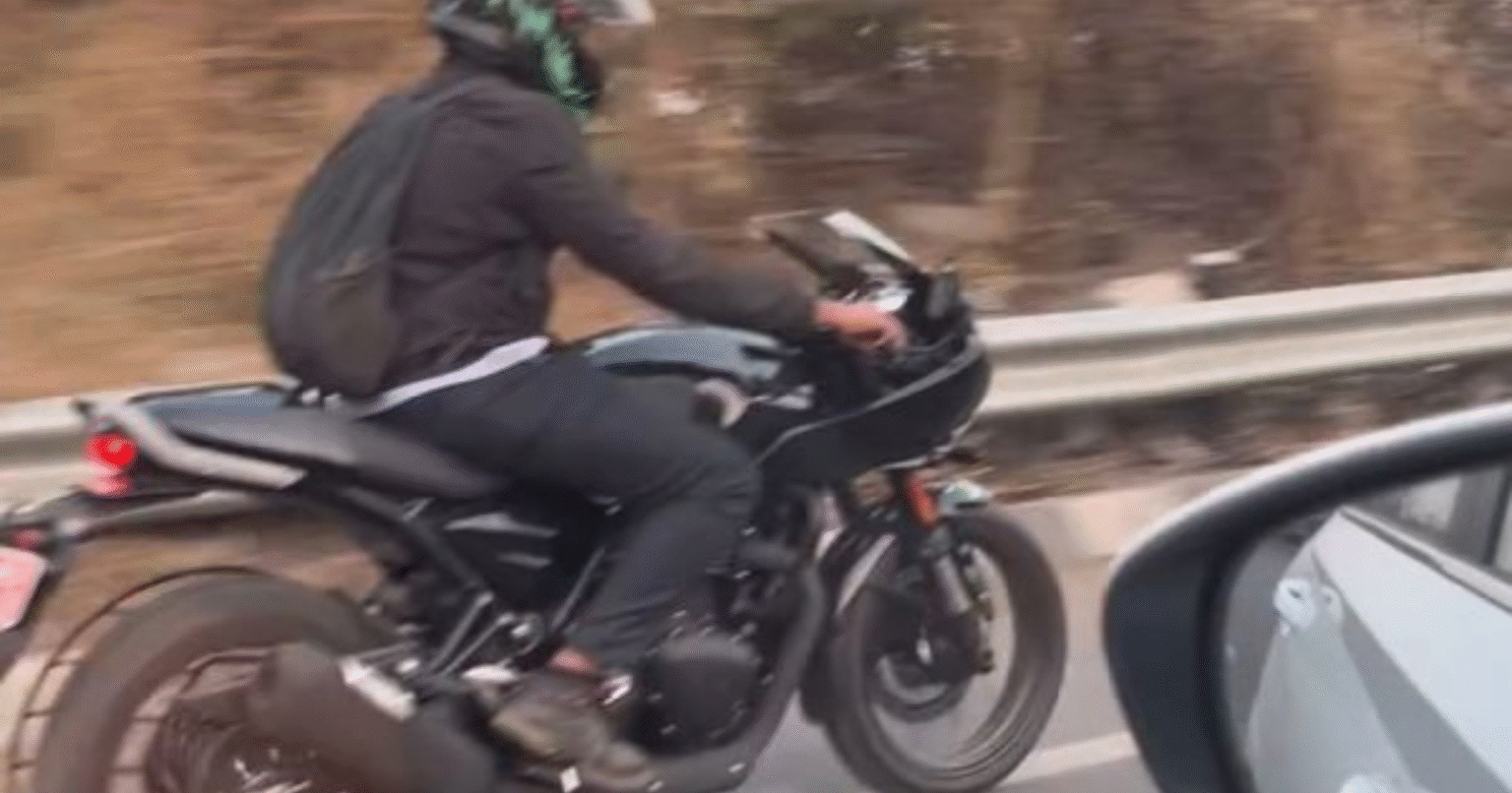 Triumph Thruxton 400 Launch Confirmed for August 6 — A Retro Rocket ...